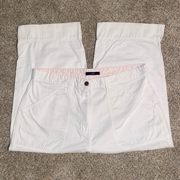 bill blass | Pants & Jumpsuits | Billblass White Capri Pants | Poshmark